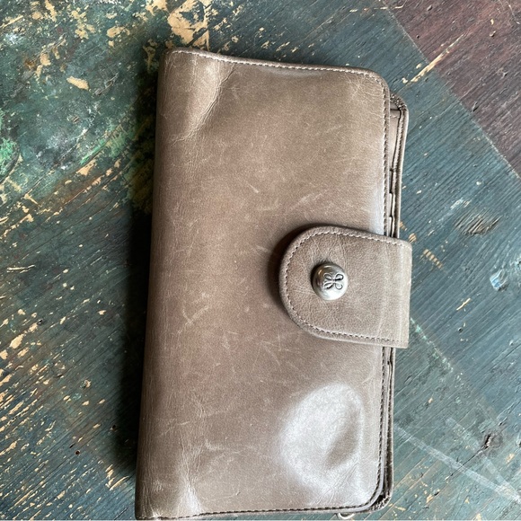 HOBO | Bags | Hobo Wallet | Poshmark